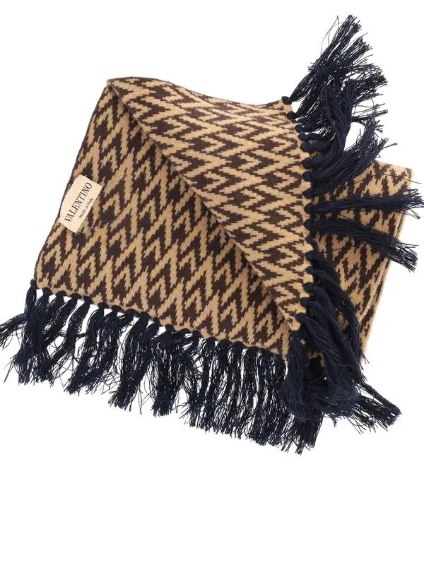 Valentino Garavani Toute La V Knitted Scarf