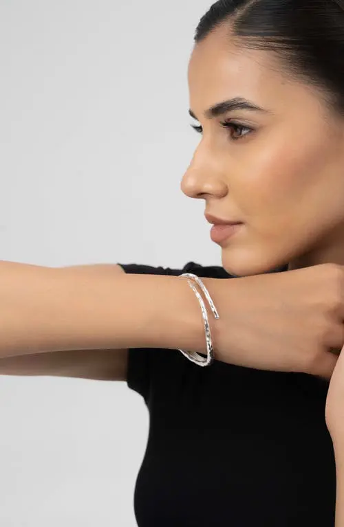 NAVEDA Raya 925 Plated Bangle