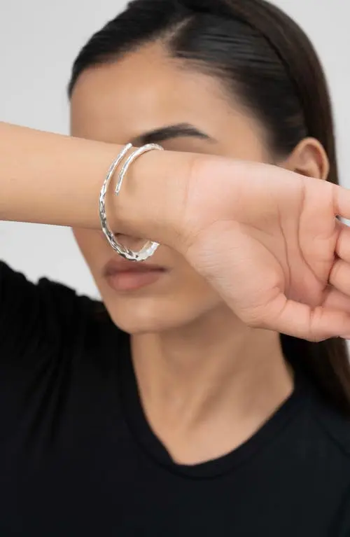 NAVEDA Raya 925 Plated Bangle