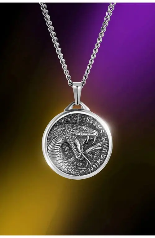 VINCERO Gender Inclusive The Mamba Pendant Necklace