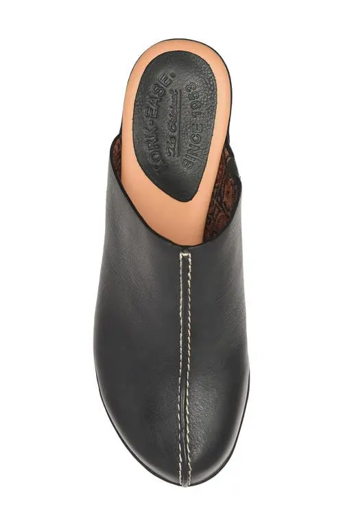 Kork-Ease® Gwendolyn Leather Clog - Black Leather