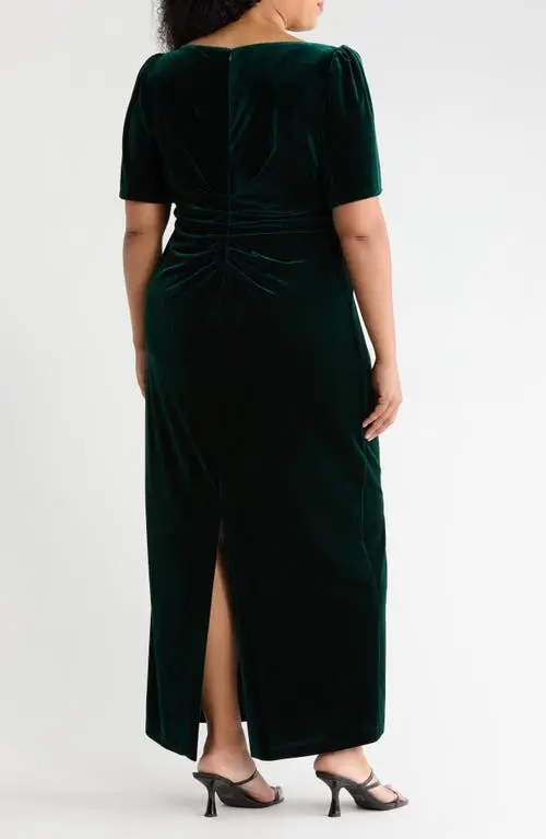 JESSICA HOWARD Boatneck Velvet Gown