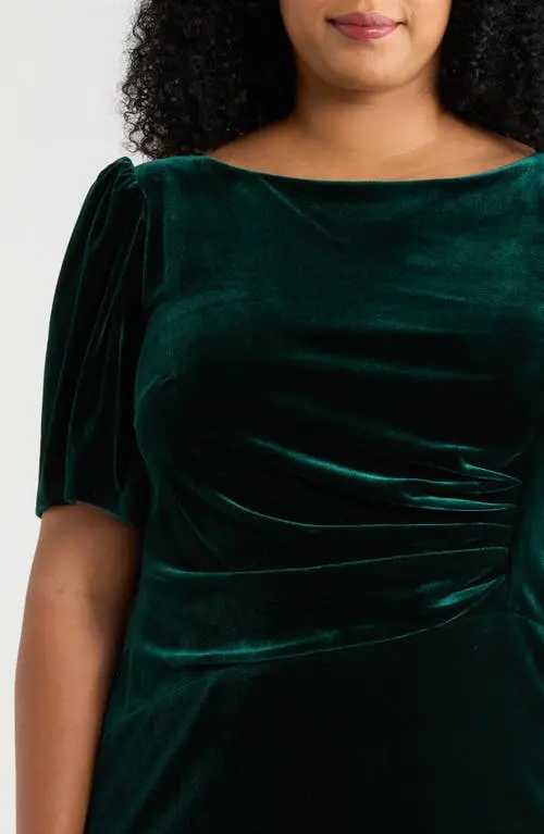 JESSICA HOWARD Boatneck Velvet Gown