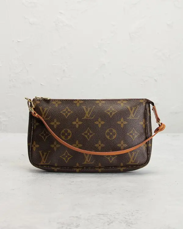 FWRD RENEW Louis Vuitton Monogram Pochette Accessories Shoulder Bag