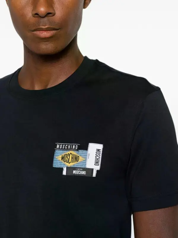 Moschino Logo-patch T-shirt