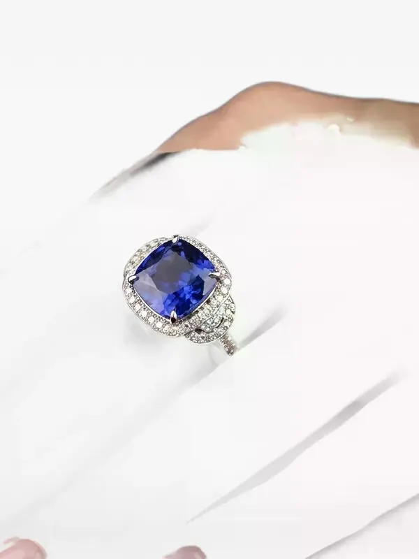 HYT JEWELRY 18k White Gold Tanzanite And Diamond Ring - Silver