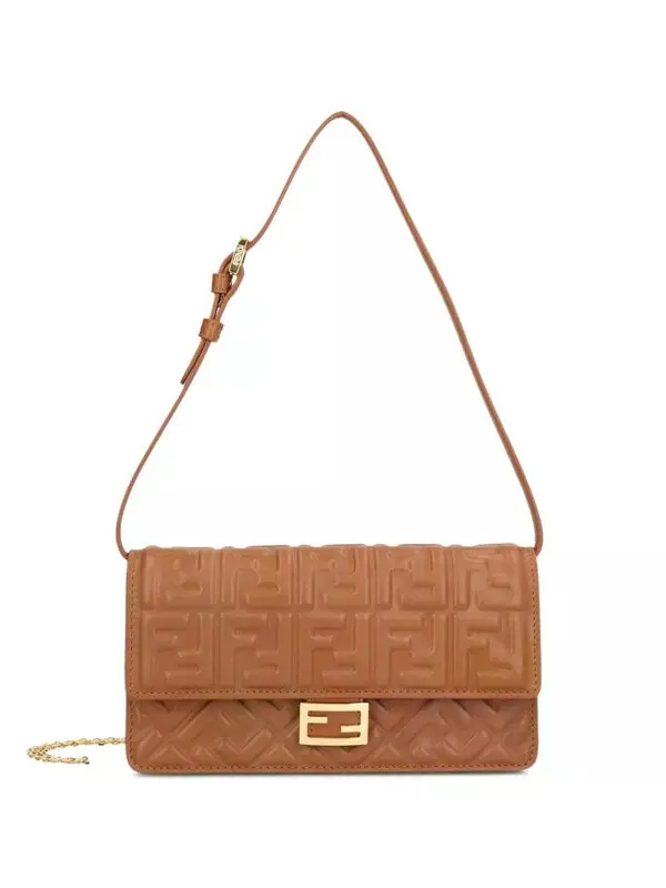 Fendi Walleton Chain Baguette