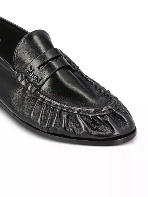 Saint Laurent Le Loafer Supple In Smooth Leather