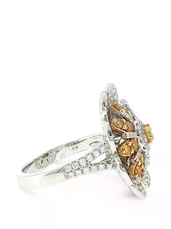 HYT JEWELRY Flower Shape Diamond Ring