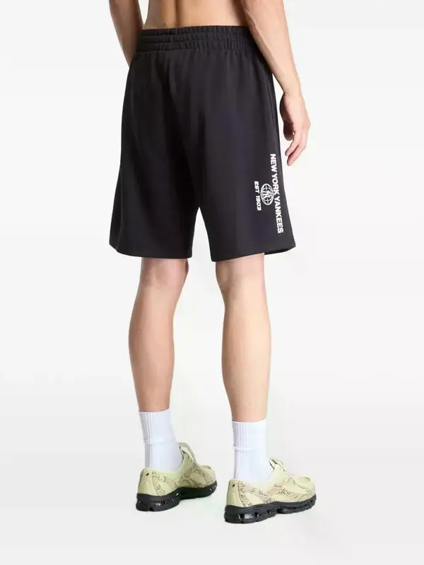 New Era New York Yankees Graphic Print Shorts