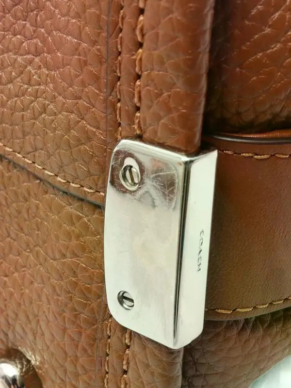 COACH VINTAGE 2010s 27 Swagger Handbag