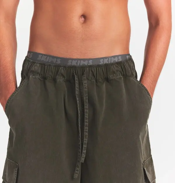 SKIMS Relaxed Cargo Short | Grey | | Woven