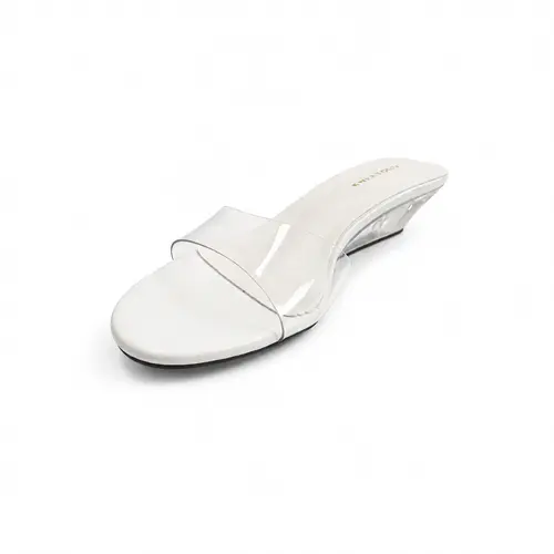 KNEETOES Lexi Slip Ons - White