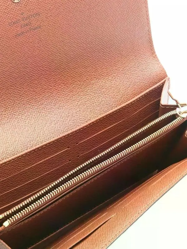 LOUIS VUITTON 2010s Monogram Sarah Wallet