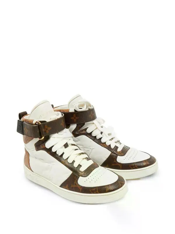 LOUIS VUITTON Boombox Monogram Reverse Sneakers