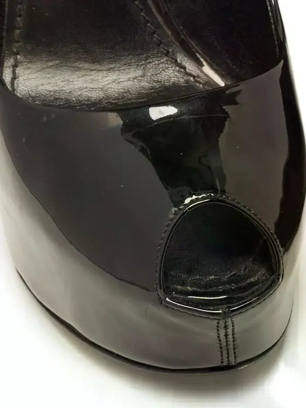 LOUIS VUITTON Oh Really Peep-toe Pumps