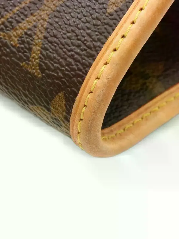 LOUIS VUITTON 2005 Popincourt Monogram Handbag - Brown
