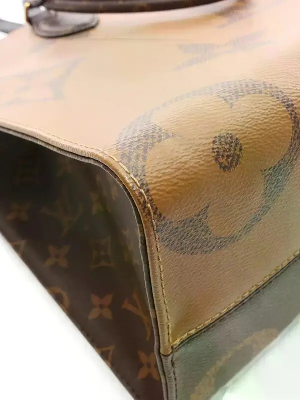 LOUIS VUITTON 2010s Mm Onthego Monogram Tote Bag