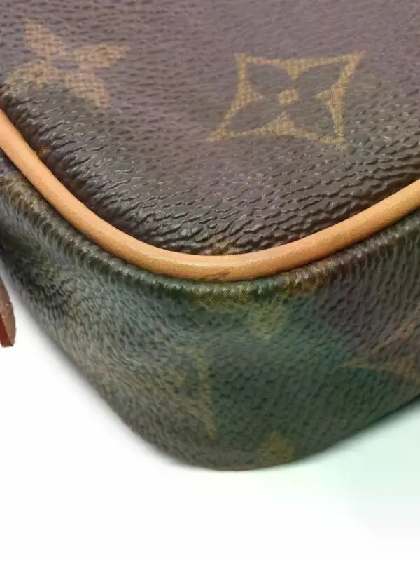 LOUIS VUITTON Monogram Shoulder Bag