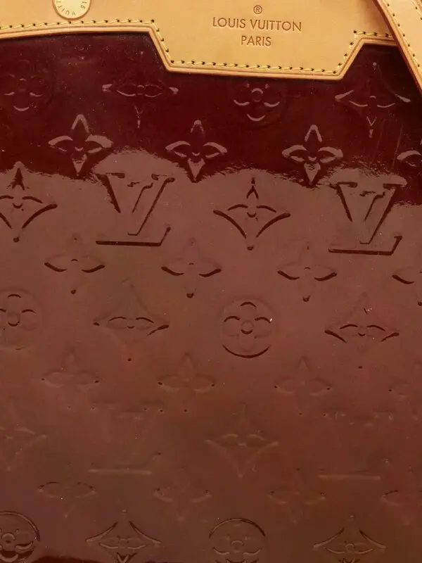 LOUIS VUITTON 2010 Gm Brea Monogram Vernis Tote Bag