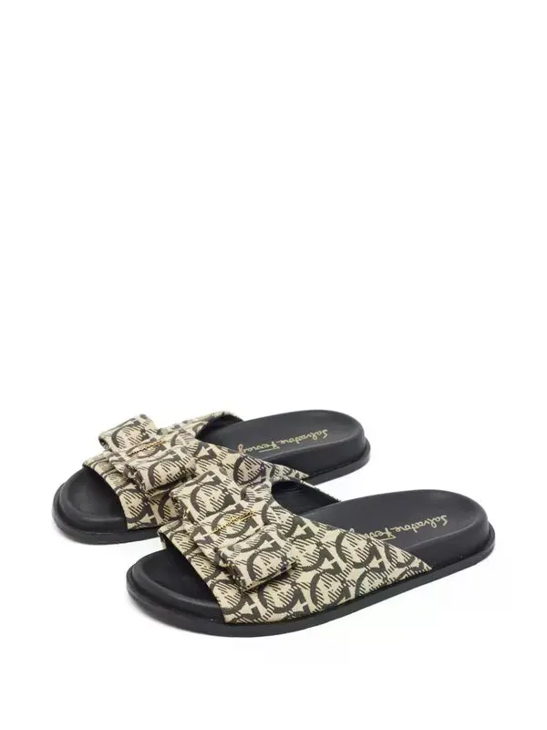 FERRAGAMO Vara Bow Slides