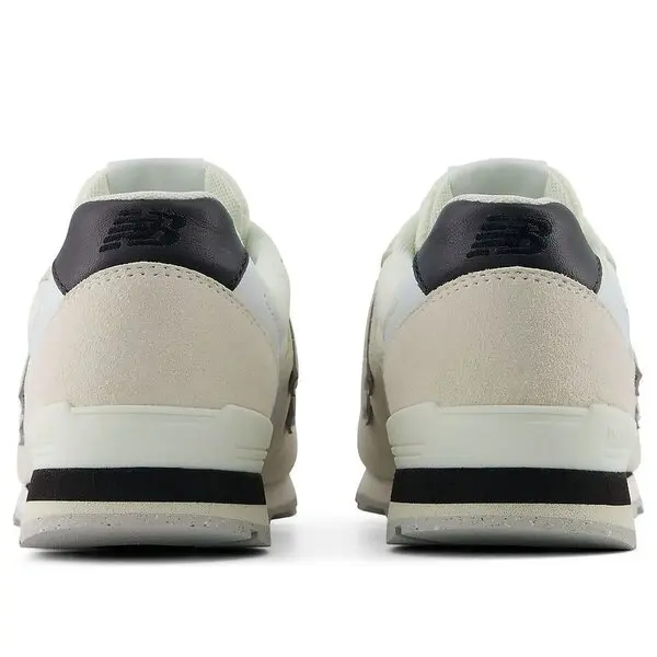 NEW BALANCE 996v2 Sneakers