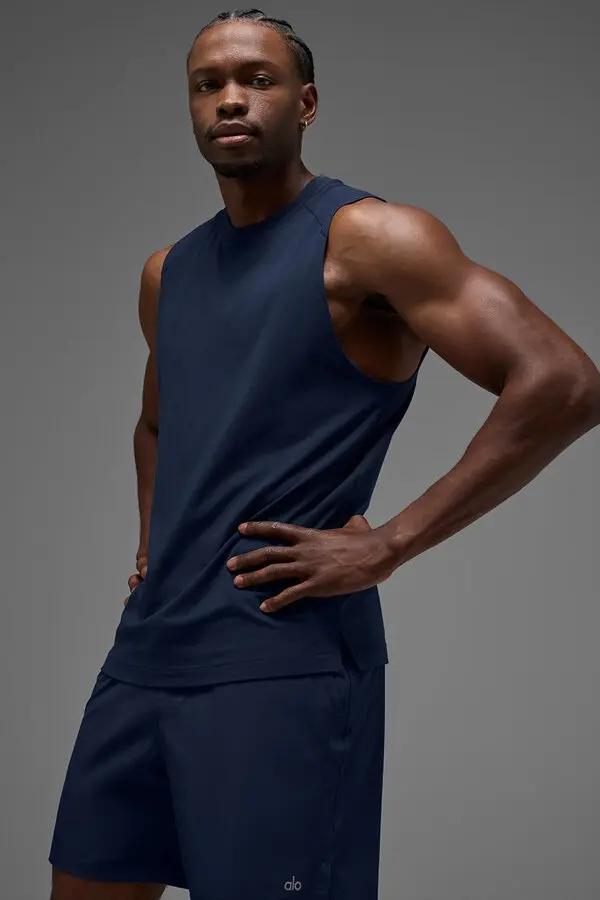 Alo Yoga Vapor Muscle Tank Top - Navy