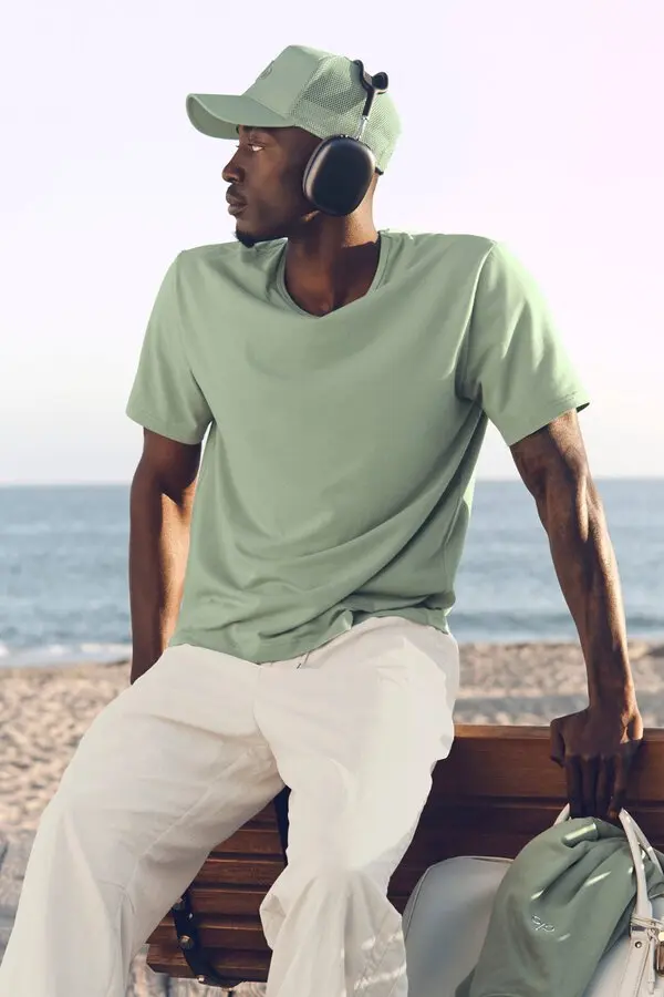 Alo Yoga Street Essential T-shirt - Dune Grass
