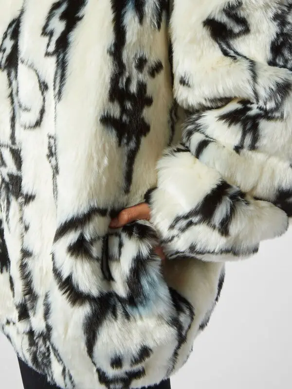 Philipp Plein Graphic Print Cropped Faux Fur Jacket With High Neck - Ivory