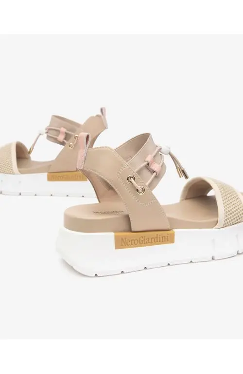 NEROGIARDINI Bungee Flatform Sandal
