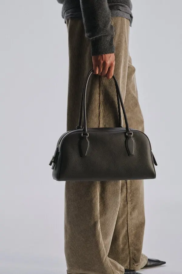 THE ROW E/w India Bag - Walnut Shadow
