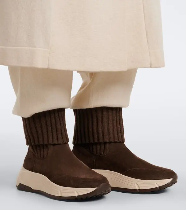 Hogan Suede Ankle Boots With Knit Cuffs