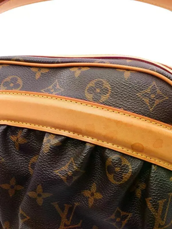 LOUIS VUITTON Monogram Canvas Shoulder Bag