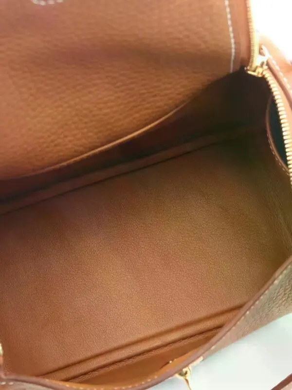 Hermès Mini Lindy Shoulder Bag In Clemence Leather - Brown