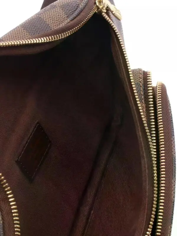 LOUIS VUITTON 2006 Melville Belt Bag