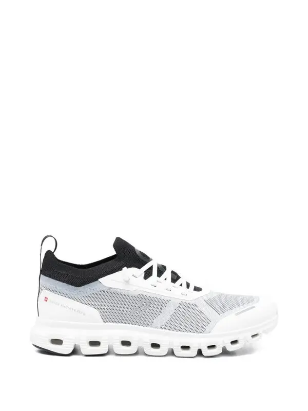 On Cloud 6 Versa Technical Sneakers