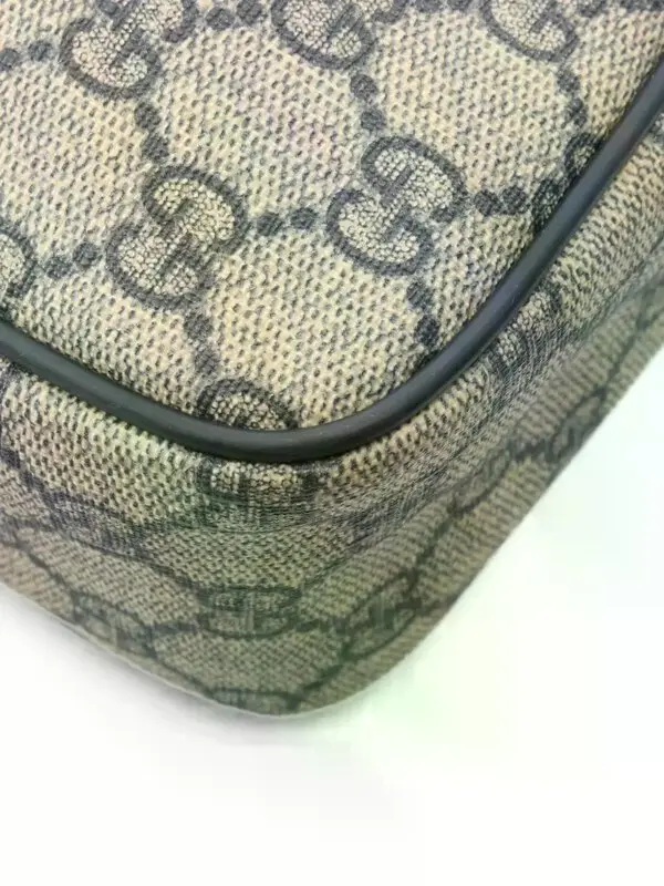 Gucci 2000s Gg Supreme Cross Body Bag