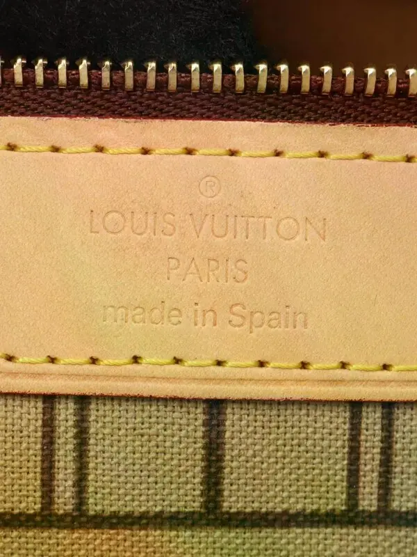 LOUIS VUITTON 2008 Mm Monogram Canvas Neverfull Tote Bag