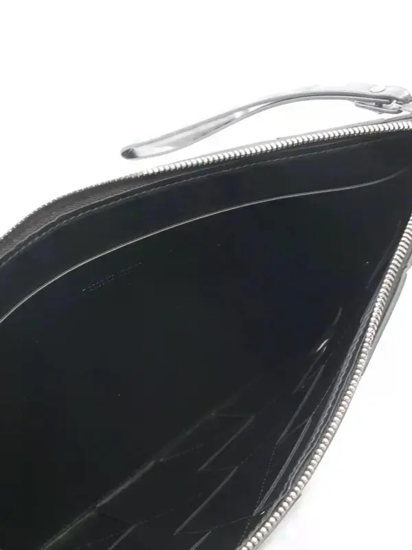 Bottega Veneta 2020s Maxi Intrecciato Clutch Bag