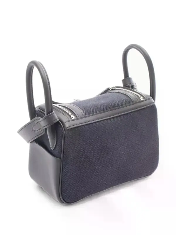 Hermès Mini Lindy 26 Shoulder Bag