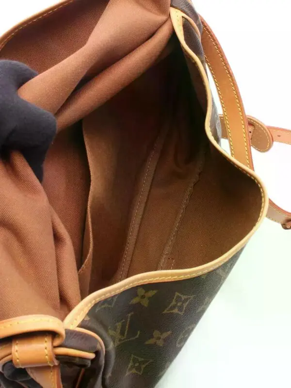 LOUIS VUITTON 1993 30 Saumur Monogram Shoulder Bag