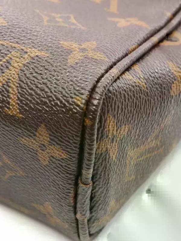 LOUIS VUITTON 2016 Horizon Monogram Canvas Briefcase