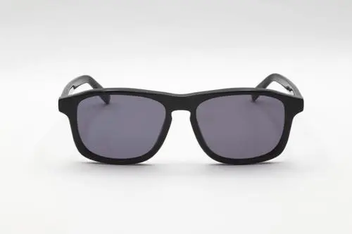 MAISON MARGIELA Square Sunglasses - Noir