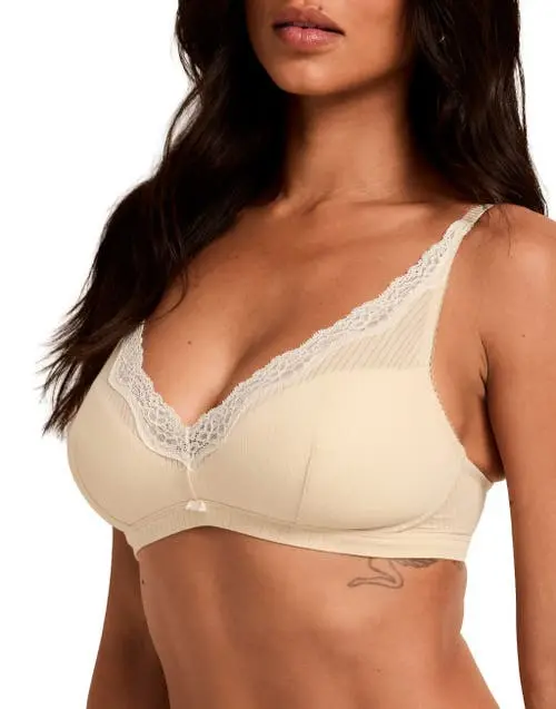ADORE ME Florie Contour Plunge Bra - Light Beige