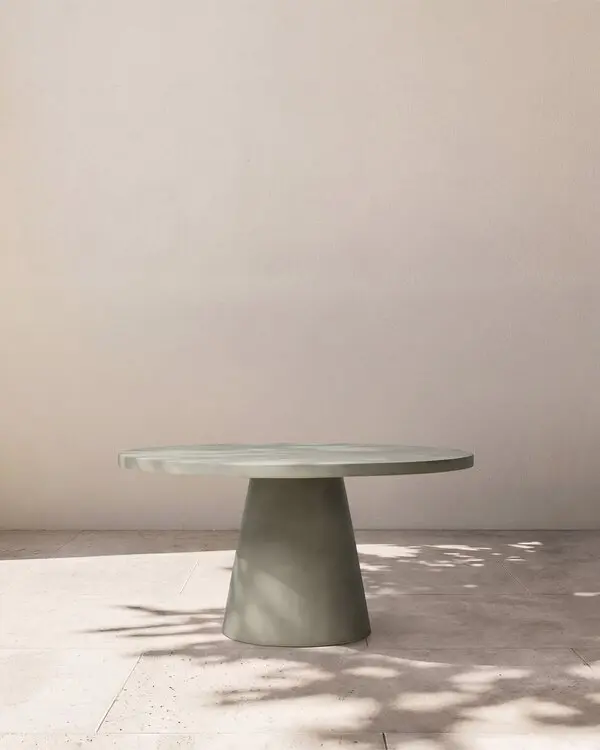 Quince Concrete Pedestal Indoor/outdoor Dining Table