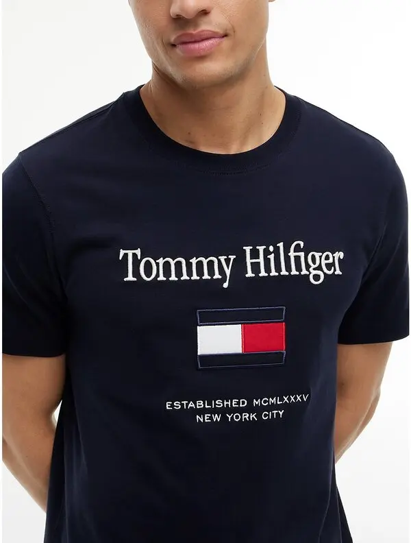 Tommy Hilfiger Embroidered Flag Logo T-shirt - Navy