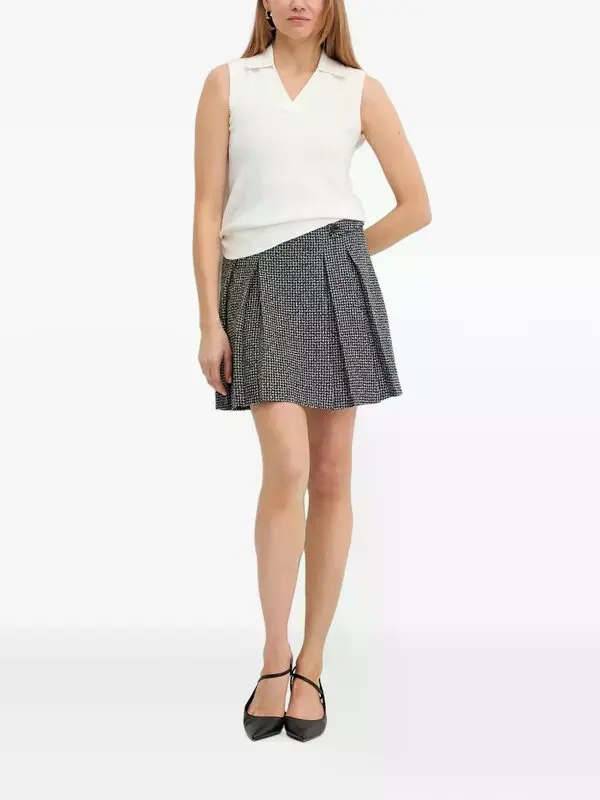Dkny V-neck Knitted Vest