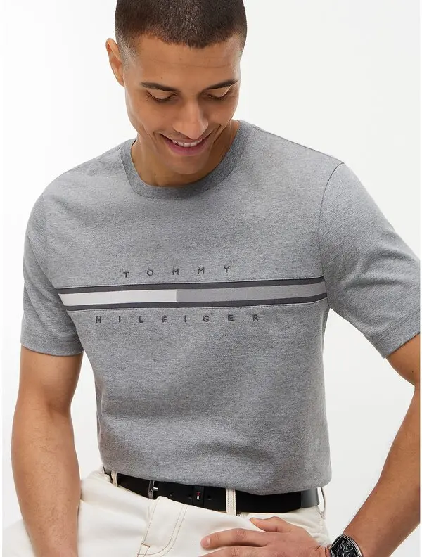Tommy Hilfiger Tonal Flag Logo T-shirt