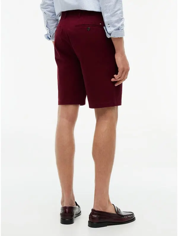 Tommy Hilfiger Regular Fit 9" Comfort Waist Chino Shorts