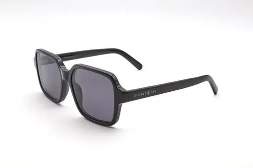 MAISON MARGIELA 56mm Square Sunglasses - Noir